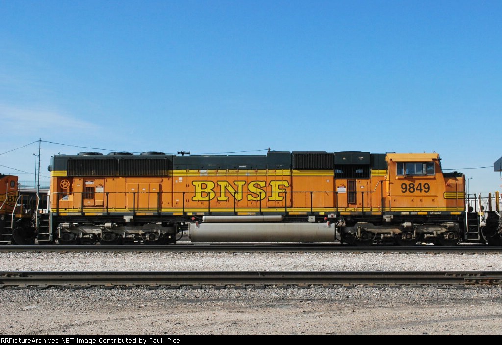 BNSF 9849